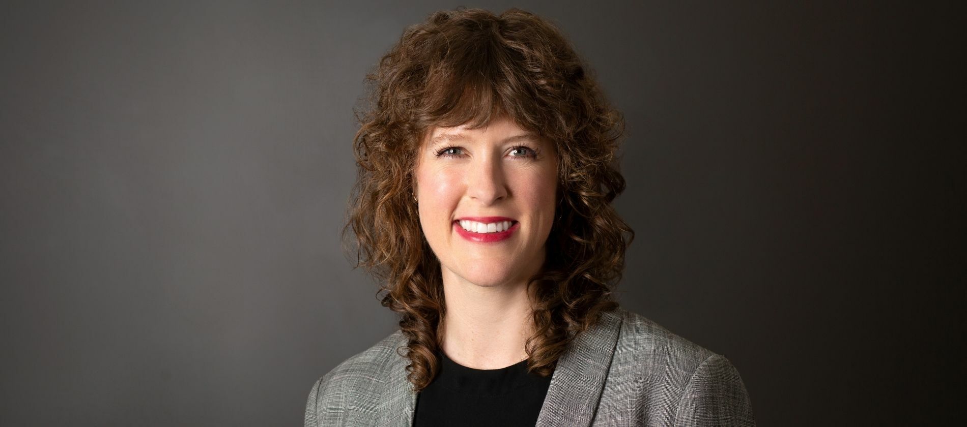 Sara Sayles – Energy and Real Estate Attorney – Portland, OR - Schwabe