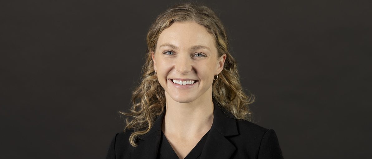 Julia Davis - Schwabe